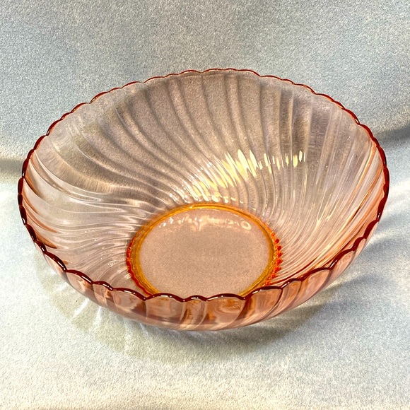 Arcoroc | Dining | Vintage Arcoroc France Pink Glass Swirl Rosaline ...